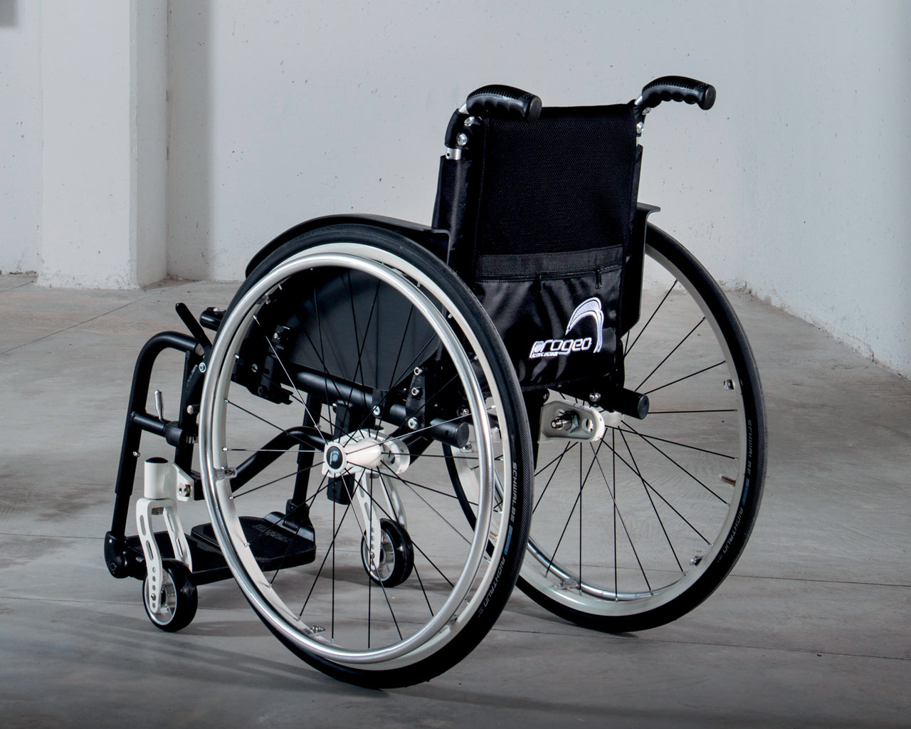 Progeo Tekna Advance Swing | Beyond Mobility | South-West Mobility ...